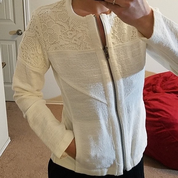 CAbi | Jackets & Coats | Cabi Cotton Boucle Lace Zip Front Moto Jacket ...